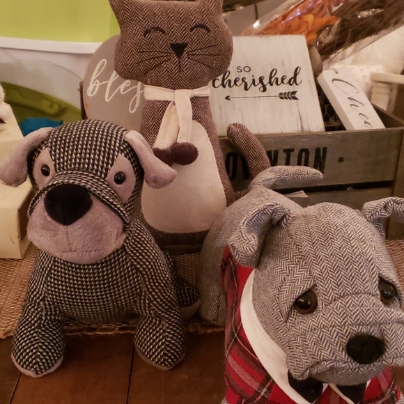 Accents | Pet Decorating Door Stoppers 3 Total Cat Dogs | Poshmark
